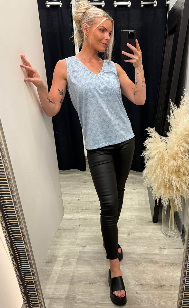 Sania top 1 - cashmere blue – Centro Akureyri